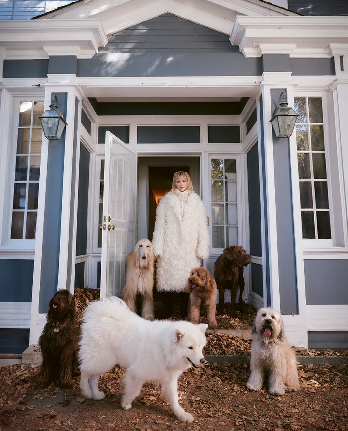 Leden 2025 ve Vogue CS je plný příběhů o neutuchajícím úsilí a o významu rodin | Vogue CS